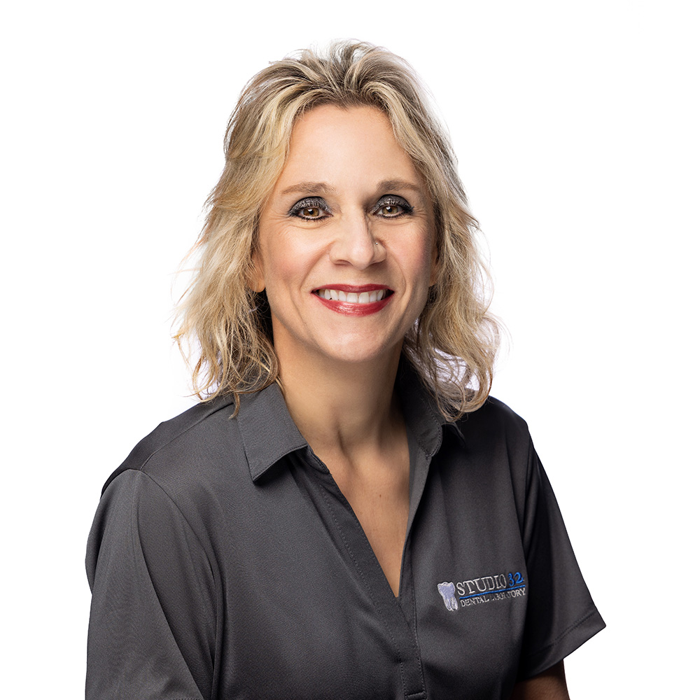 Lisa Poole – Studio32 Dental Laboratory